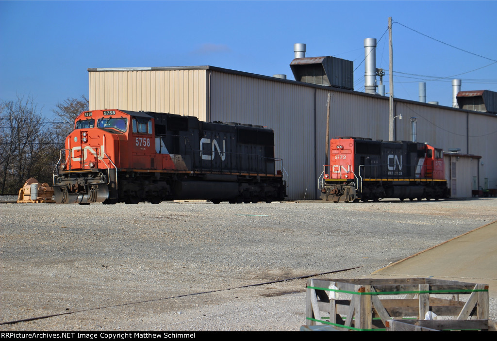 CN 5758 & CN 5772